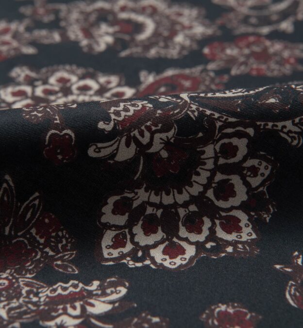 Red And Black Paisley Pattern