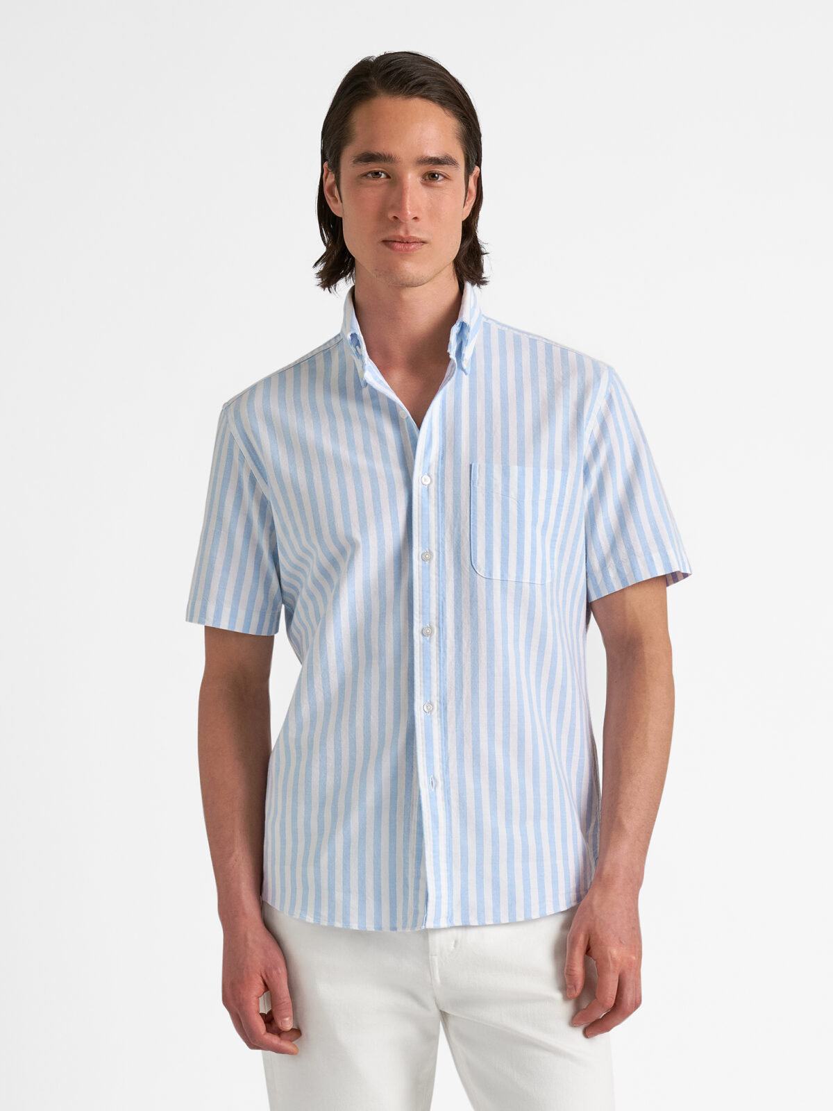 The Short Sleeve Lightweight Oxford Cloth Shirt in Light Blue Wide Stripe